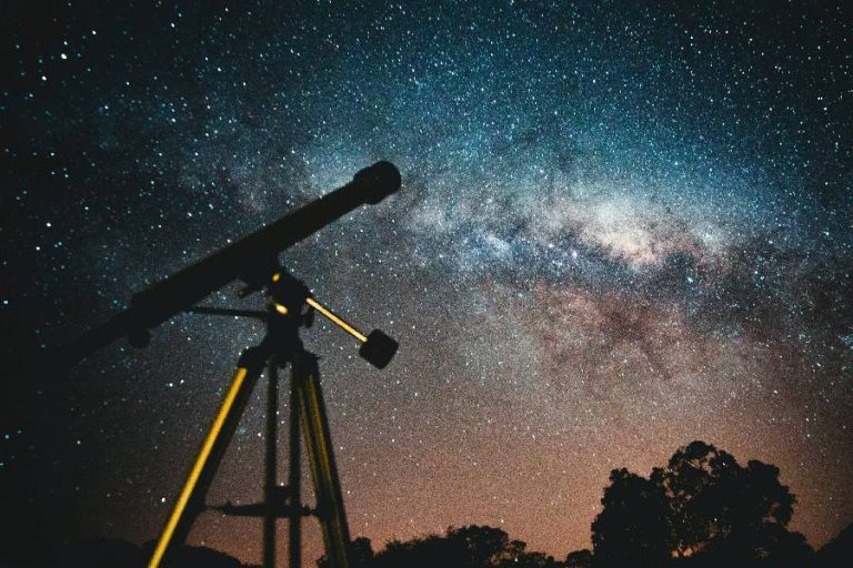 How Do Telescopes Work? - Sharpening Your Cosmic Vision