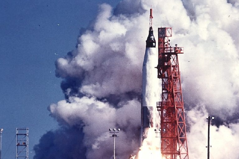 Space Race Timeline: Legacy of Cosmic Exploration
