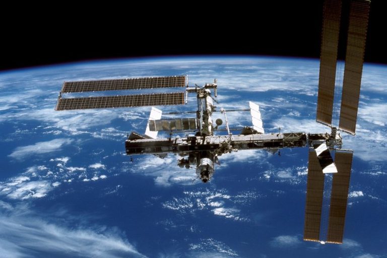 How Do Space Probes Work? - Science of Space Exploration