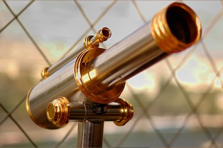 Who Invented the Telescope? – Pioneers of 17th Century